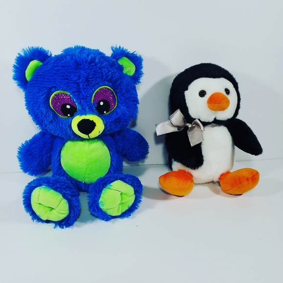 Toys | Lot Of 2 Plush Toys | Poshmark